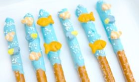 Finding Dory Snack Mix